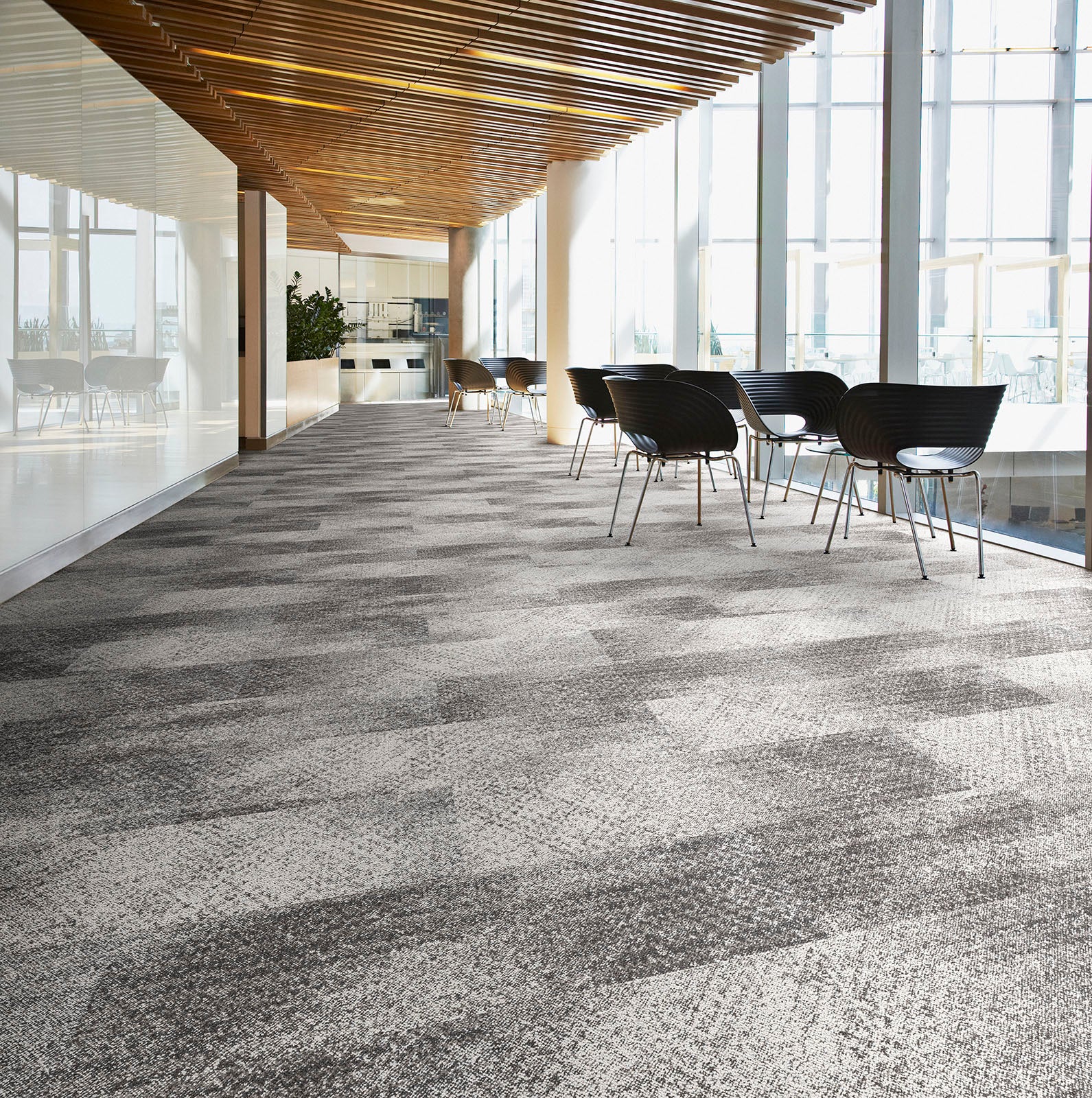 タイルカーペット｜株式会社スミノエ インテリア プロダクツ（SUMINOE Interior Products）